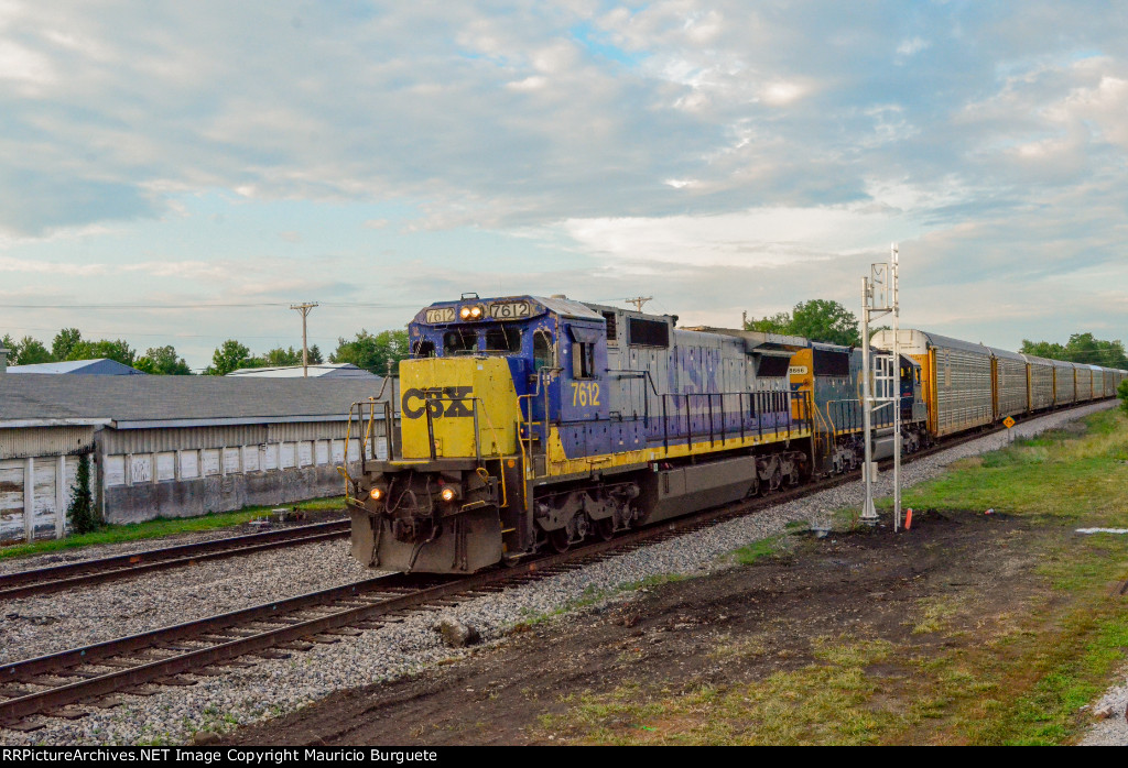 CSX C40-8 Locomotive passing by the Museum